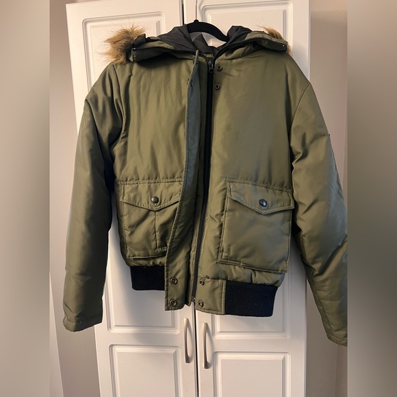 Roots | Jackets & Coats | Roots Canada Puffer Jacket Olive Green | Poshmark